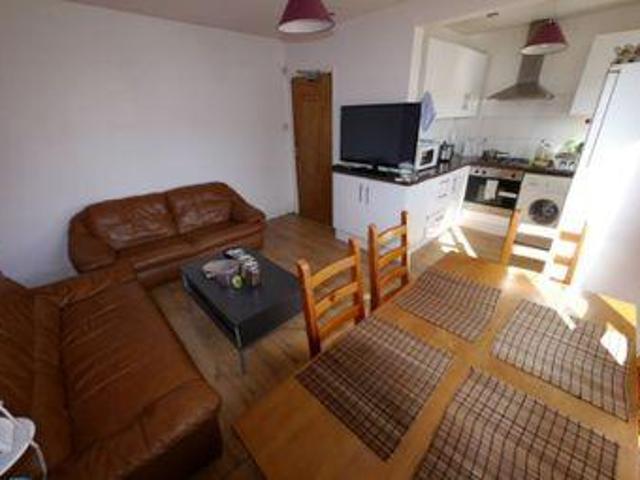 1 Bedrooms for rent in Mayville Avenue, Hyde Park, Leeds LS6