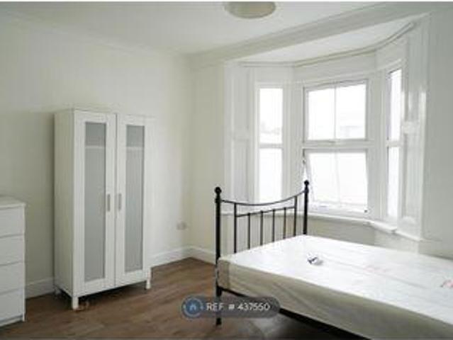 1 Bedrooms for rent in Mossford Street, London E3