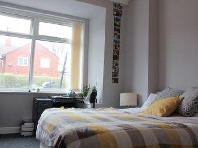 1 Bedrooms for rent in New Cross Street, Salford M5