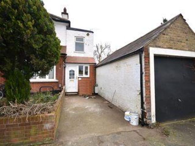 1 Bedrooms for rent in Newquay Road, London SE6