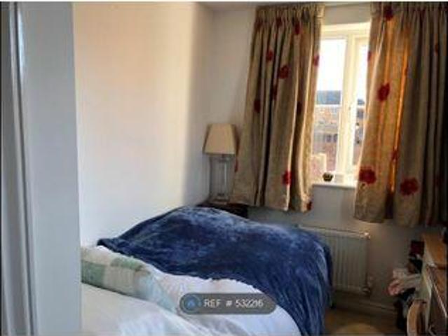 1 Bedrooms for rent in Oak Drive, Leeds LS14