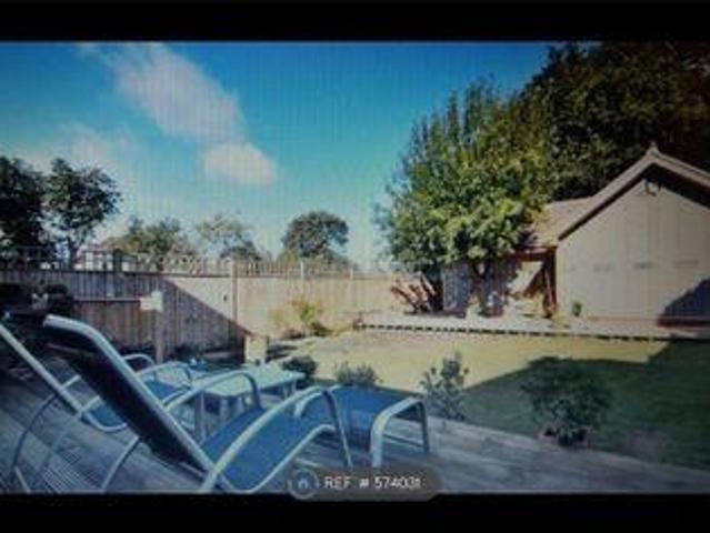 1 Bedrooms for rent in Oakdene Avenue, London BR7