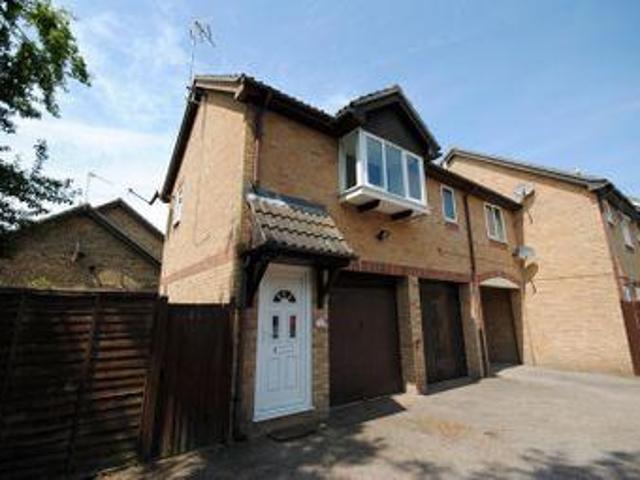 1 Bedrooms for rent in Albrighton Croft, Highwoods, Essex CO4
