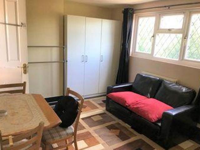 1 Bedrooms for rent in Burges Road, London E6