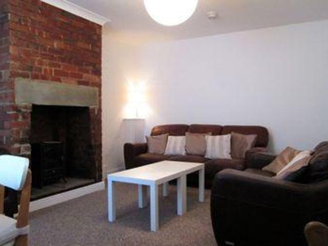 1 Bedrooms for rent in Barnbrough Street, Kirkstall, Leeds LS4