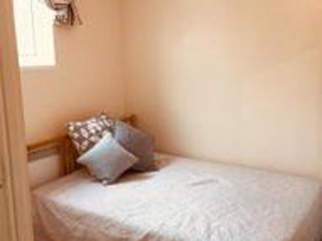 1 Bedrooms for rent in Benedict Square, Coventry CV2