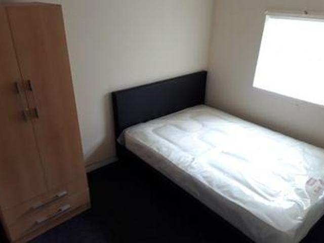 1 Bedrooms for rent in Birchfields Road, Victoria Park, Manchester M13