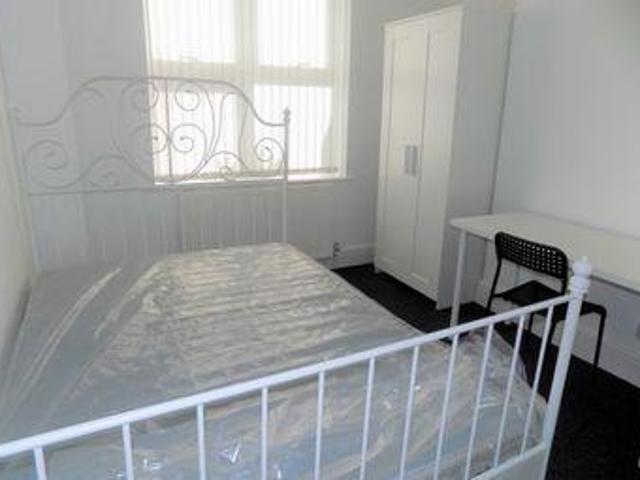 1 Bedrooms for rent in Blandford Road, Salford M6