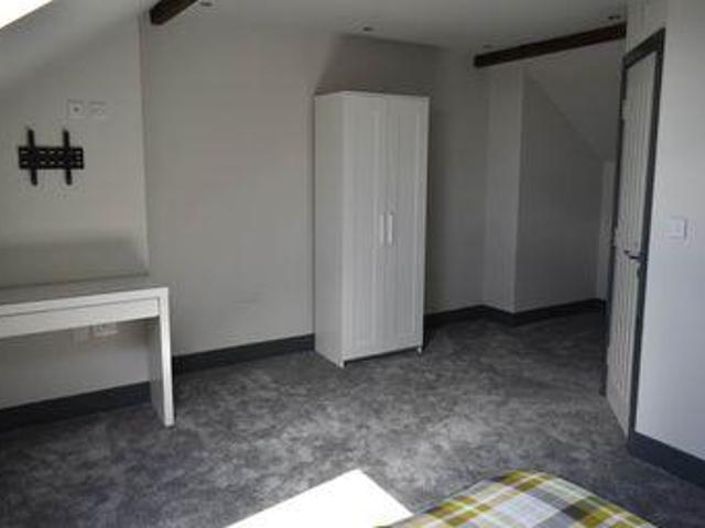 1 Bedrooms for rent in Bruntcliffe Road, Morley, Leeds LS27