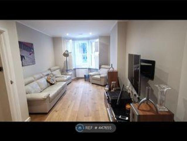 1 Bedrooms for rent in Cabul Road, London SW11