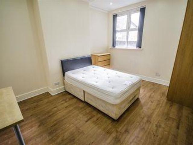 1 Bedrooms for rent in Carlton Road, Salford M6