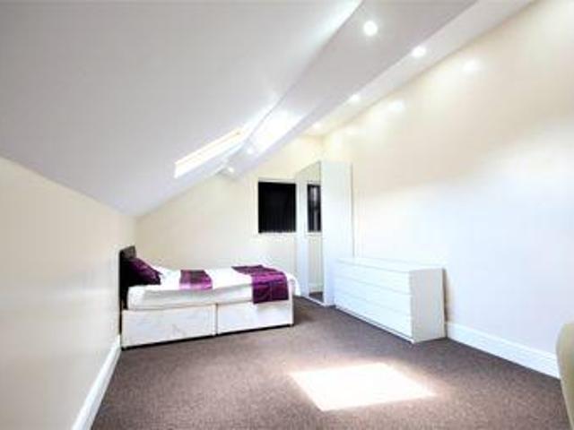 1 Bedrooms for rent in Carlton Road, Salford, Manchester M6