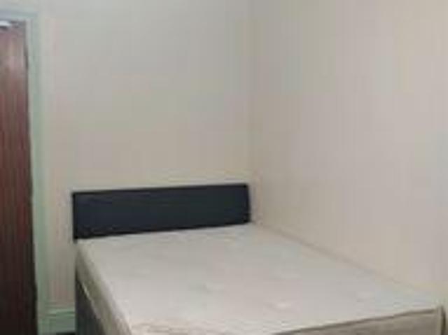 1 Bedrooms for rent in Carlton Road, Salford, Manchester M6