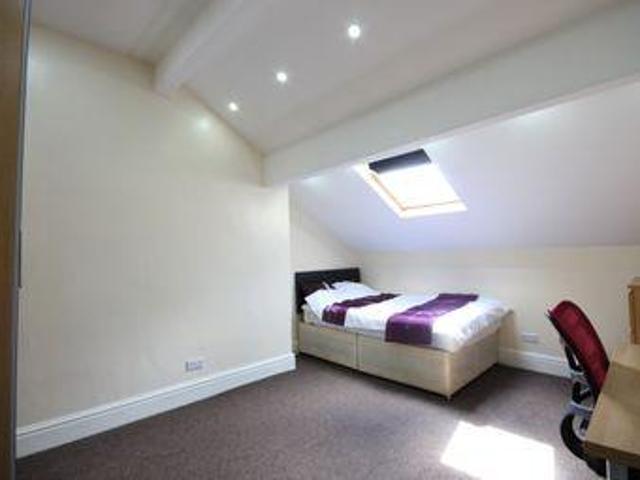 1 Bedrooms for rent in Carlton Road, Salford, Manchester M6