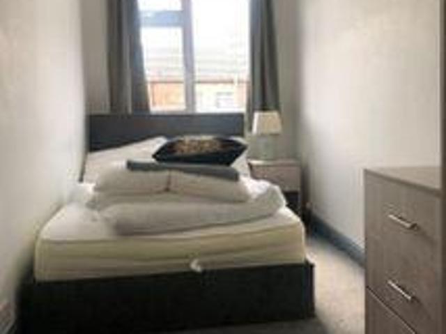 1 Bedrooms for rent in Charles Street, Castleford WF10