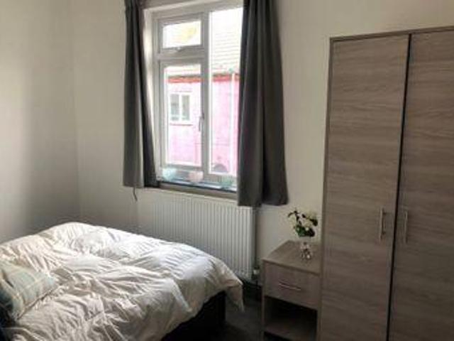 1 Bedrooms for rent in Charles Street, Castleford WF10