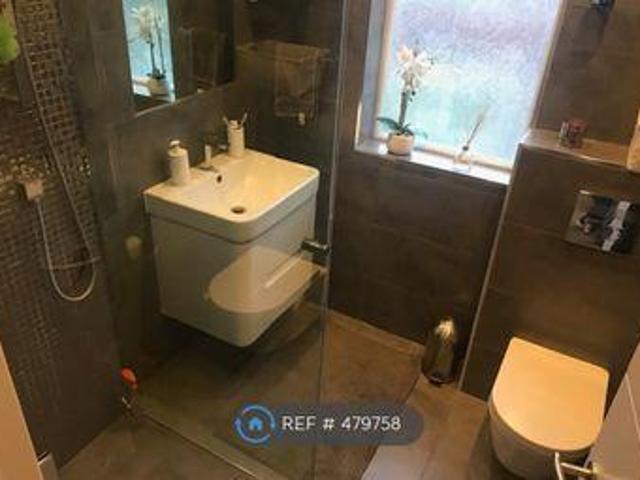 1 Bedrooms for rent in Clinton Crescent, Ilford IG6