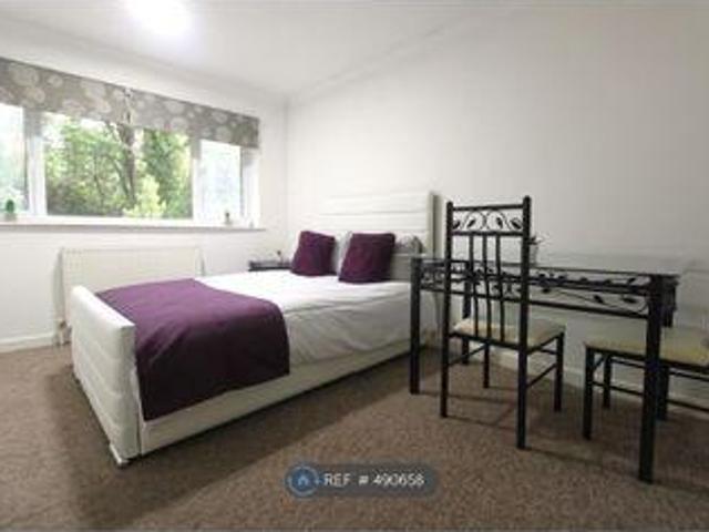 1 Bedrooms for rent in Crescent Rise, Luton LU2