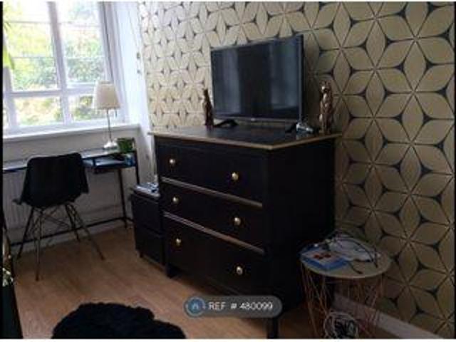 1 Bedrooms for rent in Cromarty House, London E1