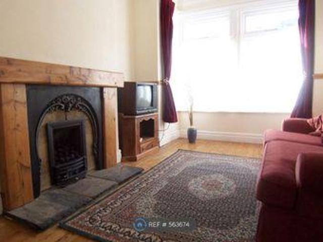 1 Bedrooms for rent in Cross Flatts Mount, Leeds LS11