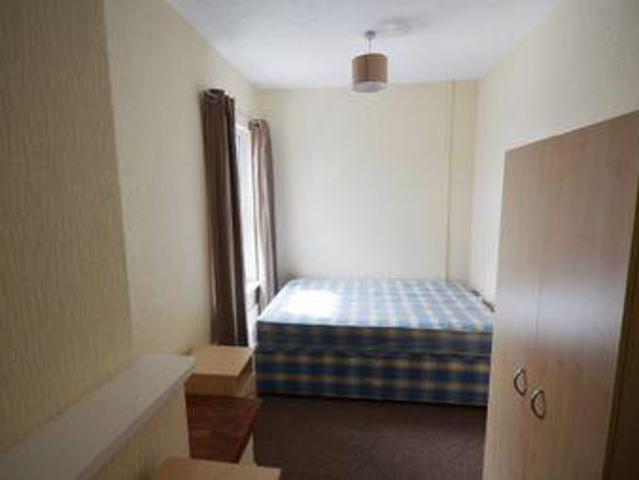 1 Bedrooms for rent in Double Room, House Share, London Road ST5