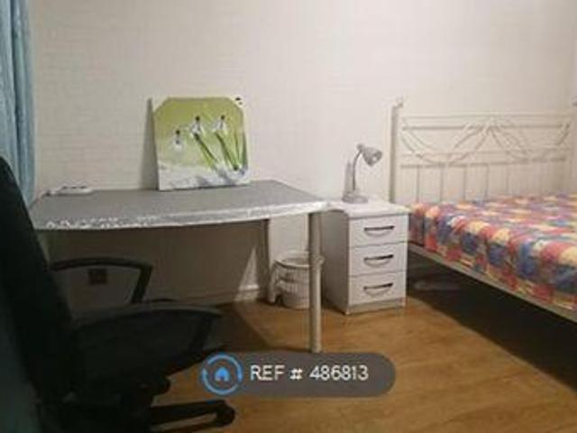 1 Bedrooms for rent in Evesham Road, London E15