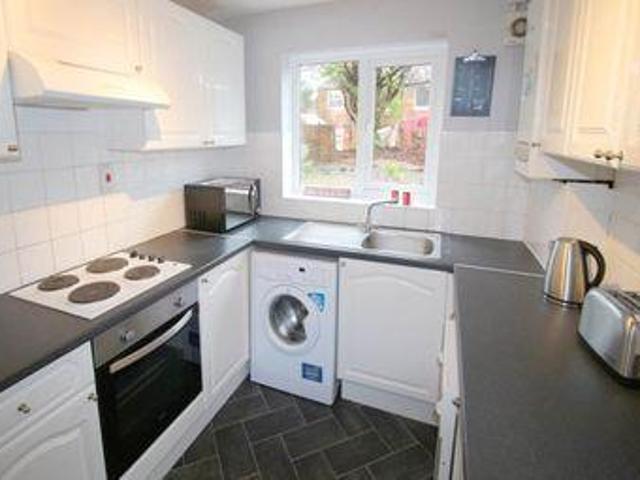1 Bedrooms for rent in Eden Crescent, Burley, Leeds LS4