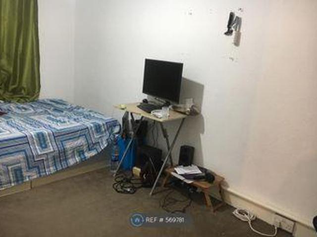1 Bedrooms for rent in Field Road, London E7
