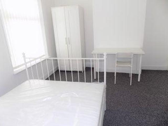 1 Bedrooms for rent in Gerald Road, Salford M6