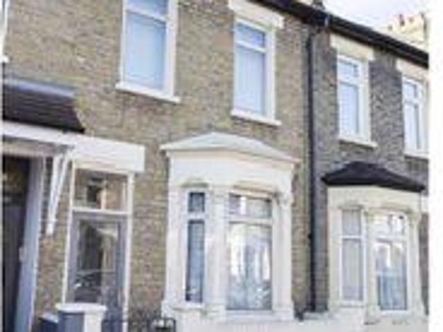 1 Bedrooms for rent in Glenavon Road, London E15