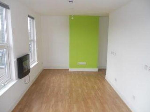 1 Bedrooms for rent in High Road Leyton, London E10