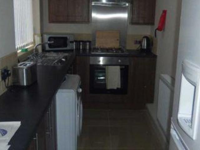 1 Bedrooms for rent in Highfield Road, Salford M6