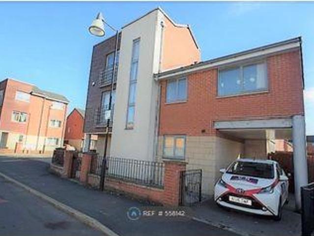 1 Bedrooms for rent in Kylemore Way, Manchester M11