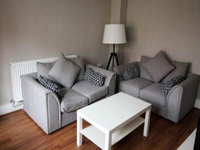 1 Bedrooms for rent in Knowle Road, Burley, Leeds LS4