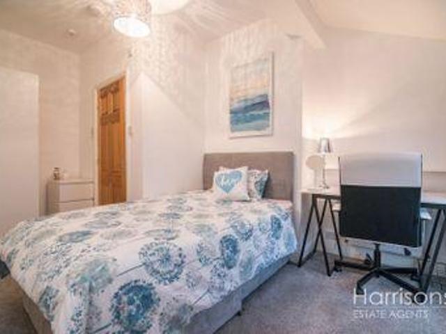 1 Bedrooms for rent in Park Road, Bolton, Lancashire. BL1