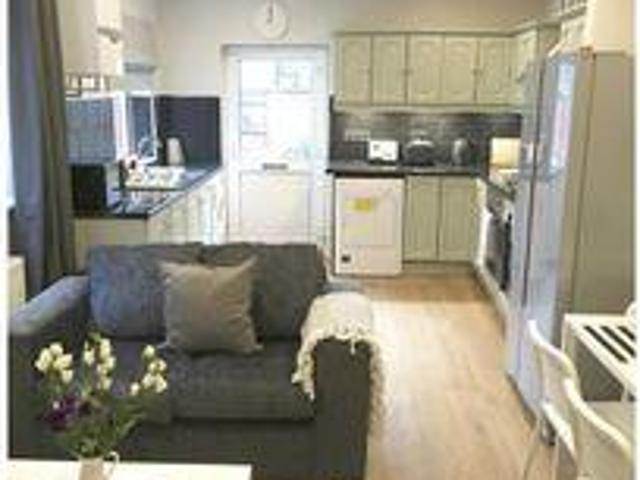 1 Bedrooms for rent in Portland Road, Stretford M32