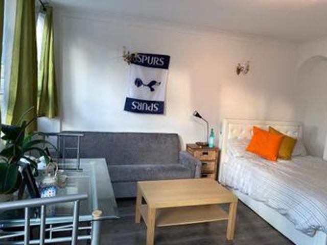 1 Bedrooms for rent in Ricardo Street, London E14