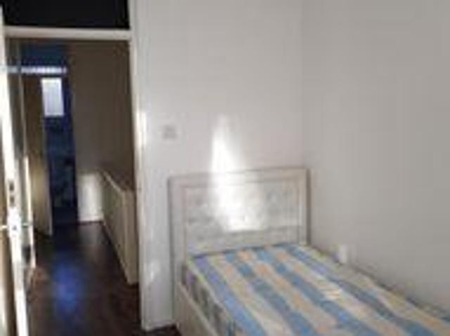 1 Bedrooms for rent in Ricardo Street, London E14