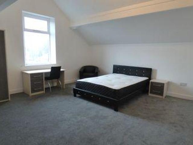 1 Bedrooms for rent in Room 5, 1 Brierly Street, Bury BL9