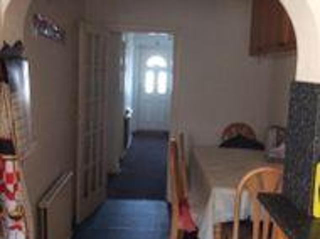 1 Bedrooms for rent in Romford Road, London E12