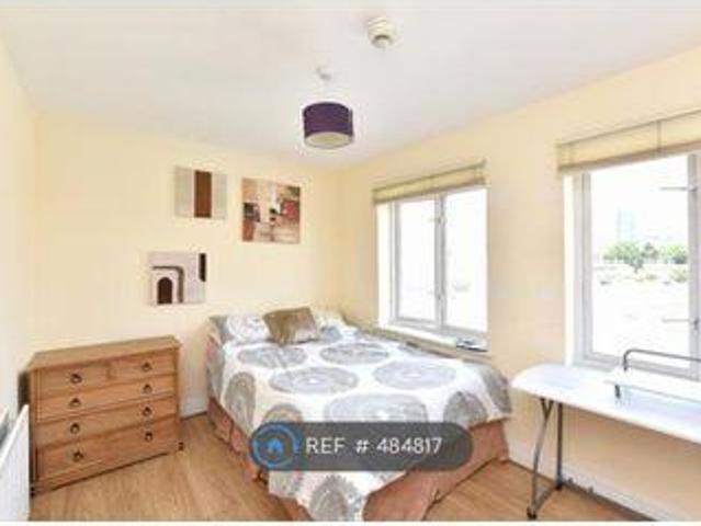 1 Bedrooms for rent in St. Davids Square, London E14