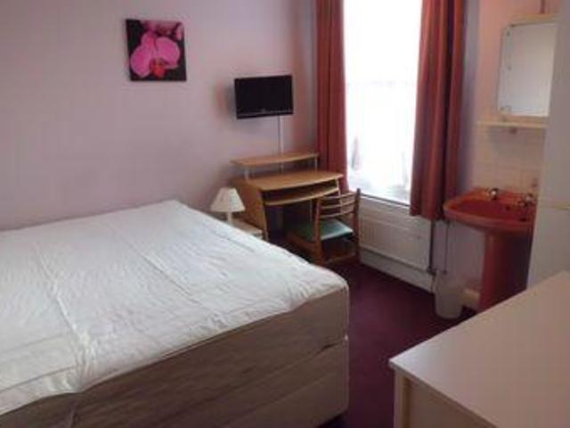 1 Bedrooms for rent in St Patricks Road, Room 3, Coventry CV1