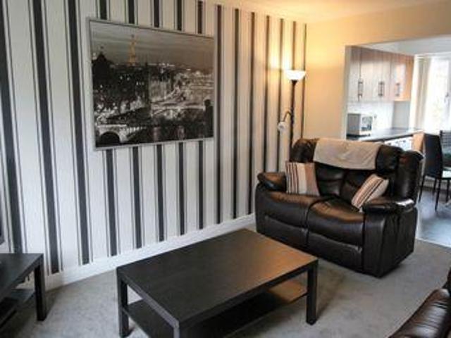 1 Bedrooms for rent in Stanhope Drive, Horsforth, Leeds LS18