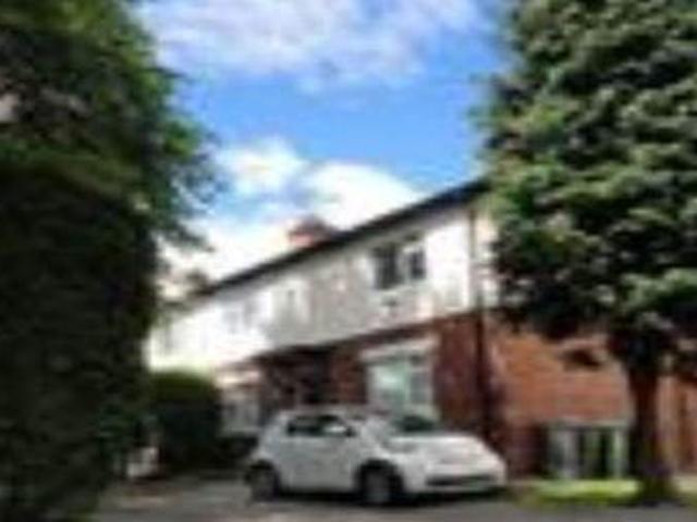 1 Bedrooms for rent in Stanhope Drive Room 3, Horsforth, Leeds LS18