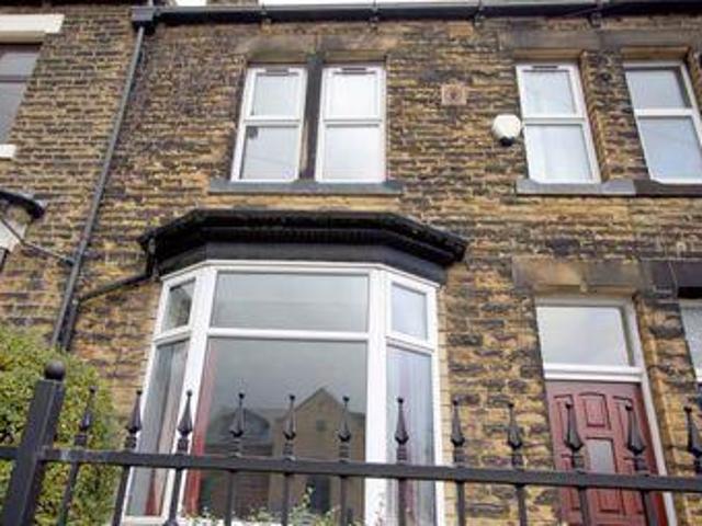 1 Bedrooms for rent in Sunnybank Avenue, Horsforth, Leeds LS18