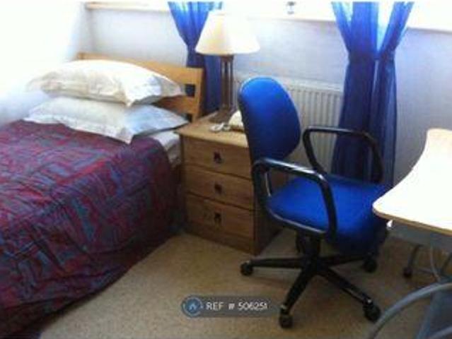 1 Bedrooms for rent in Surbiton Hill Park, Surbiton KT5