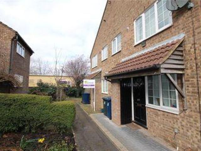 1 Bedrooms for rent in Sawyers Lawn, Ealing W13