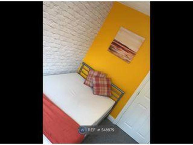 1 Bedrooms for rent in Sealand Road, Chester CH1