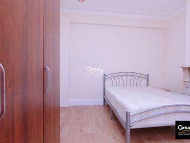 1 Bedrooms for rent in Tavistock Avenue, London E17