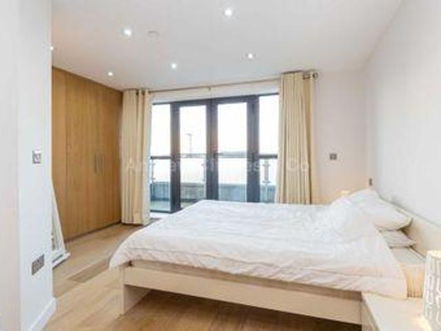 1 Bedrooms for rent in Tiller Road, London E14